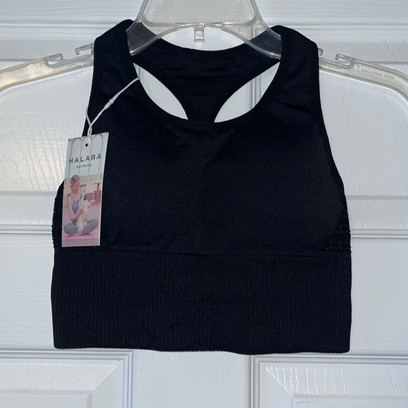 HALARA | Tops | Nwt Halara Black Crop Strappy Sports Bra Size Small ...